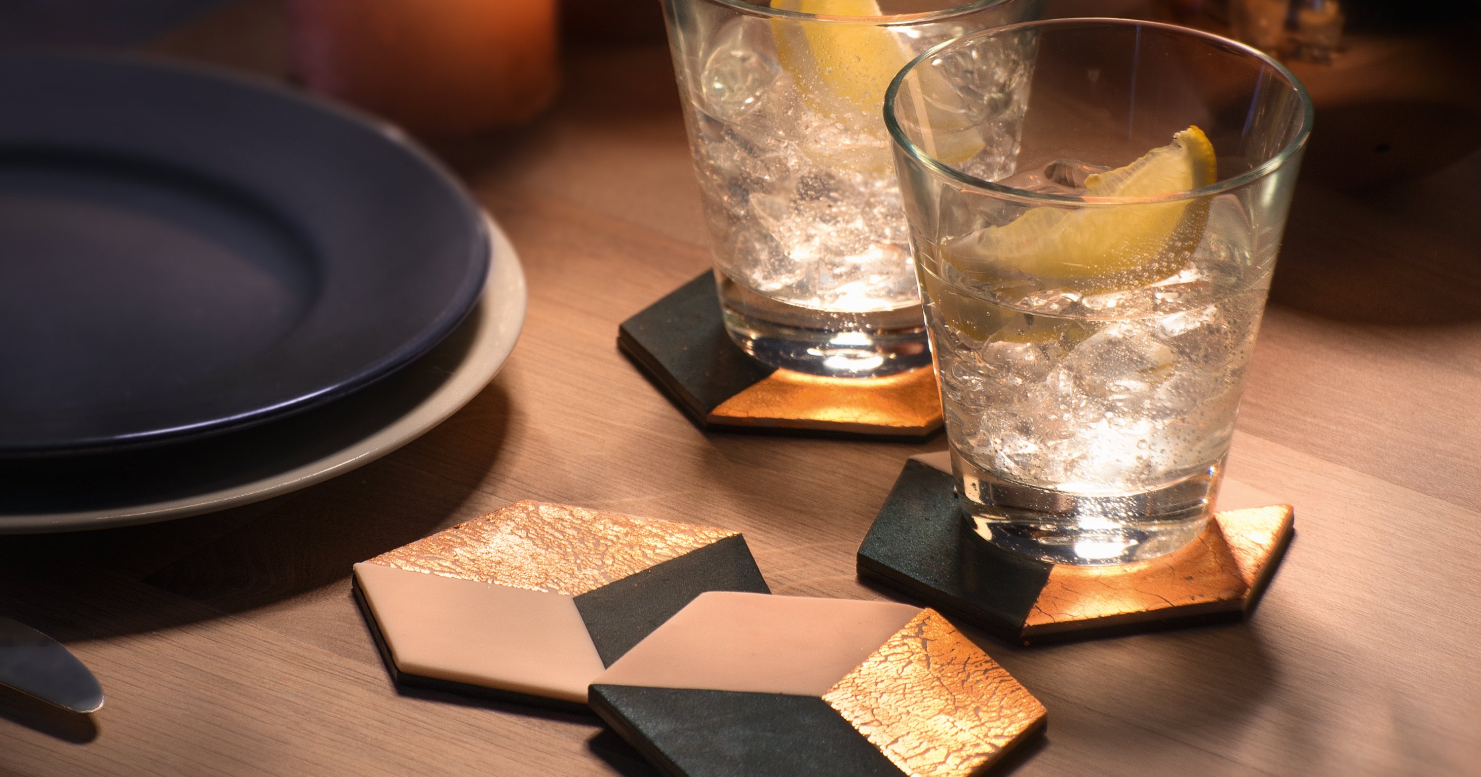 DIY coasters in a trendy copper look | STAEDTLER