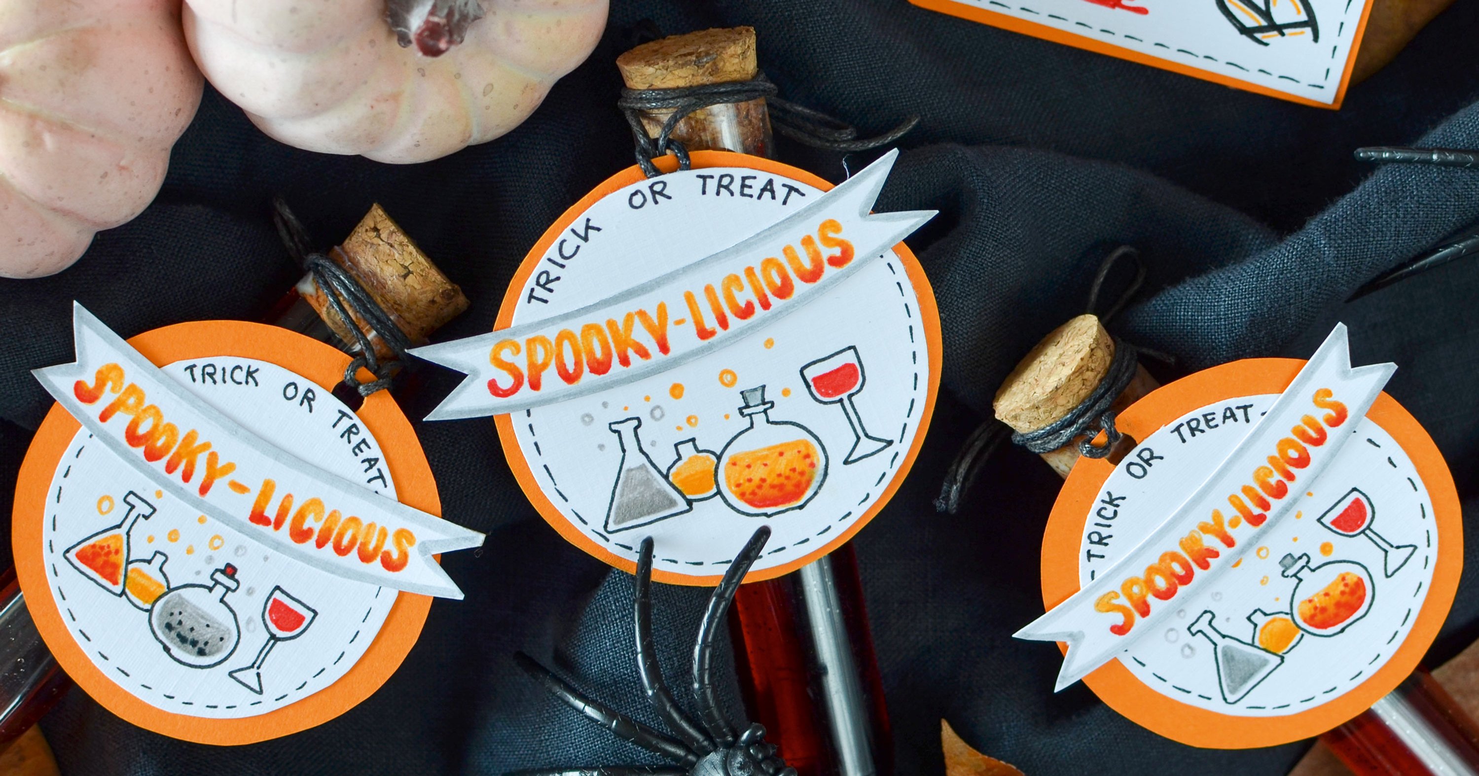 Creepy Halloween Dinner - Tags for spooky drinks | STAEDTLER